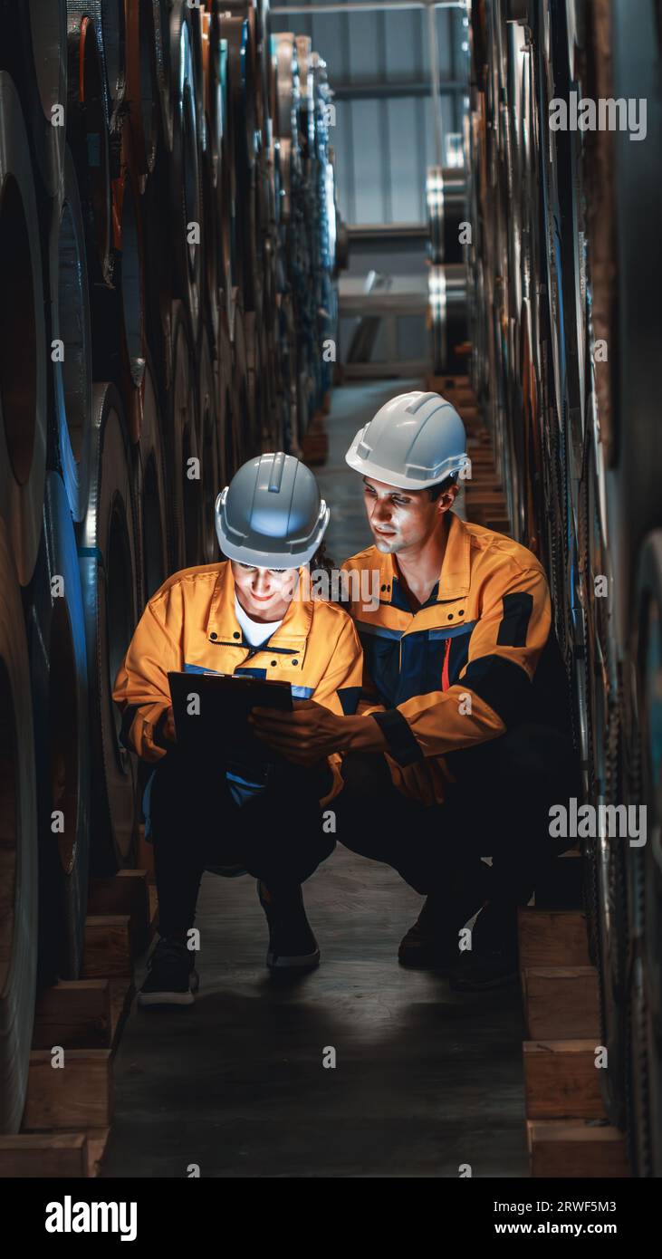 Warehouse assessment hi-res stock photography and images - Alamy