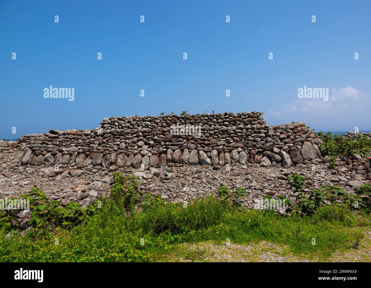 Ainoshima Tumuli stone burial mounds, Ainoshima Island, Shingu, Japan ...