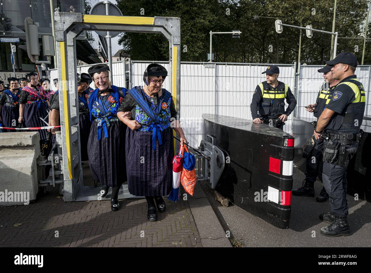 The Hague, Netherlands. 19th Sep, 2023. THE HAGUE - Staphorst women in ...
