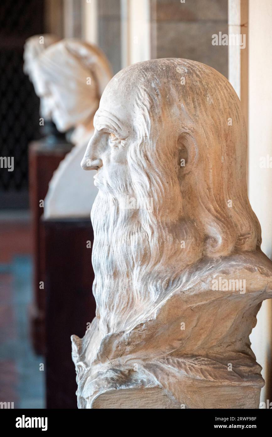 Leonardo da vinci head old hi-res stock photography and images - Alamy