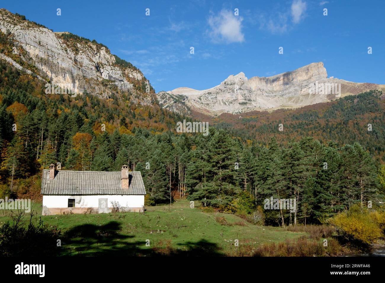 Chipeta Alto, 2175 meters, Valley of Hecho, western valleys, Pyrenean ...