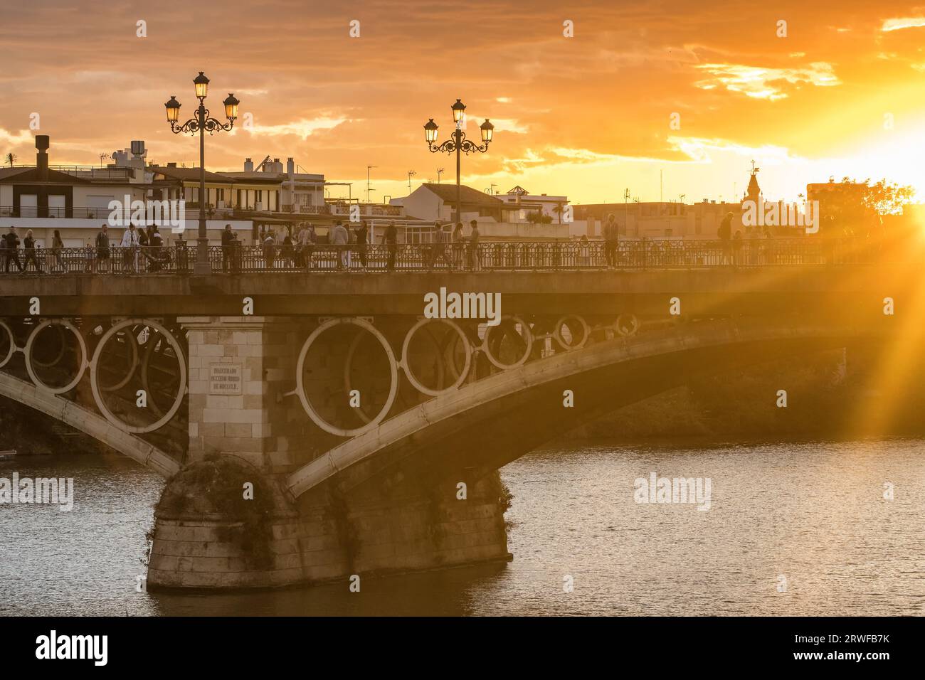 Isabella bridge hi-res stock photography and images - Alamy
