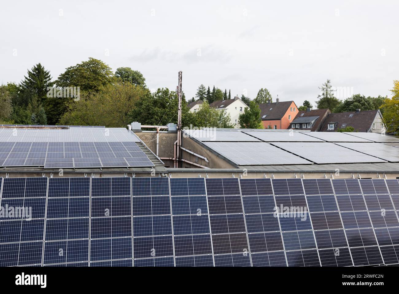 Wuppertal, Germany. 19th Sep, 2023. Photovoltaic systems are installed ...