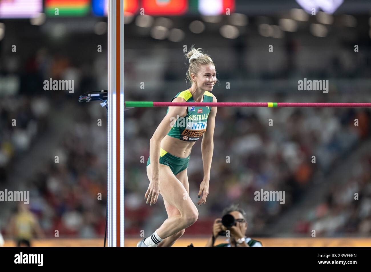Eleanor patterson high jump winner hi-res stock photography and images ...