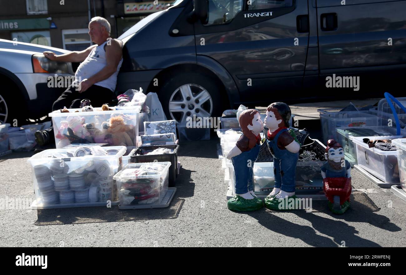 Stonehaven car boot sale hi-res stock photography and images - Alamy