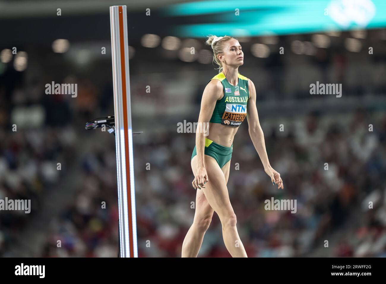 Eleanor patterson high jump winner hi-res stock photography and images ...