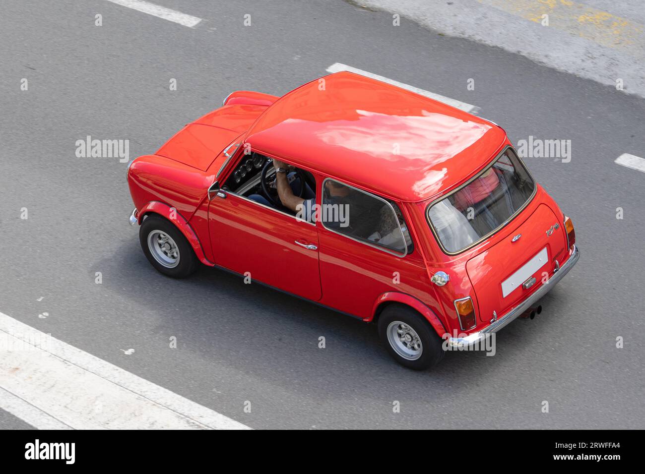 Red mini cooper classic hi-res stock photography and images - Alamy