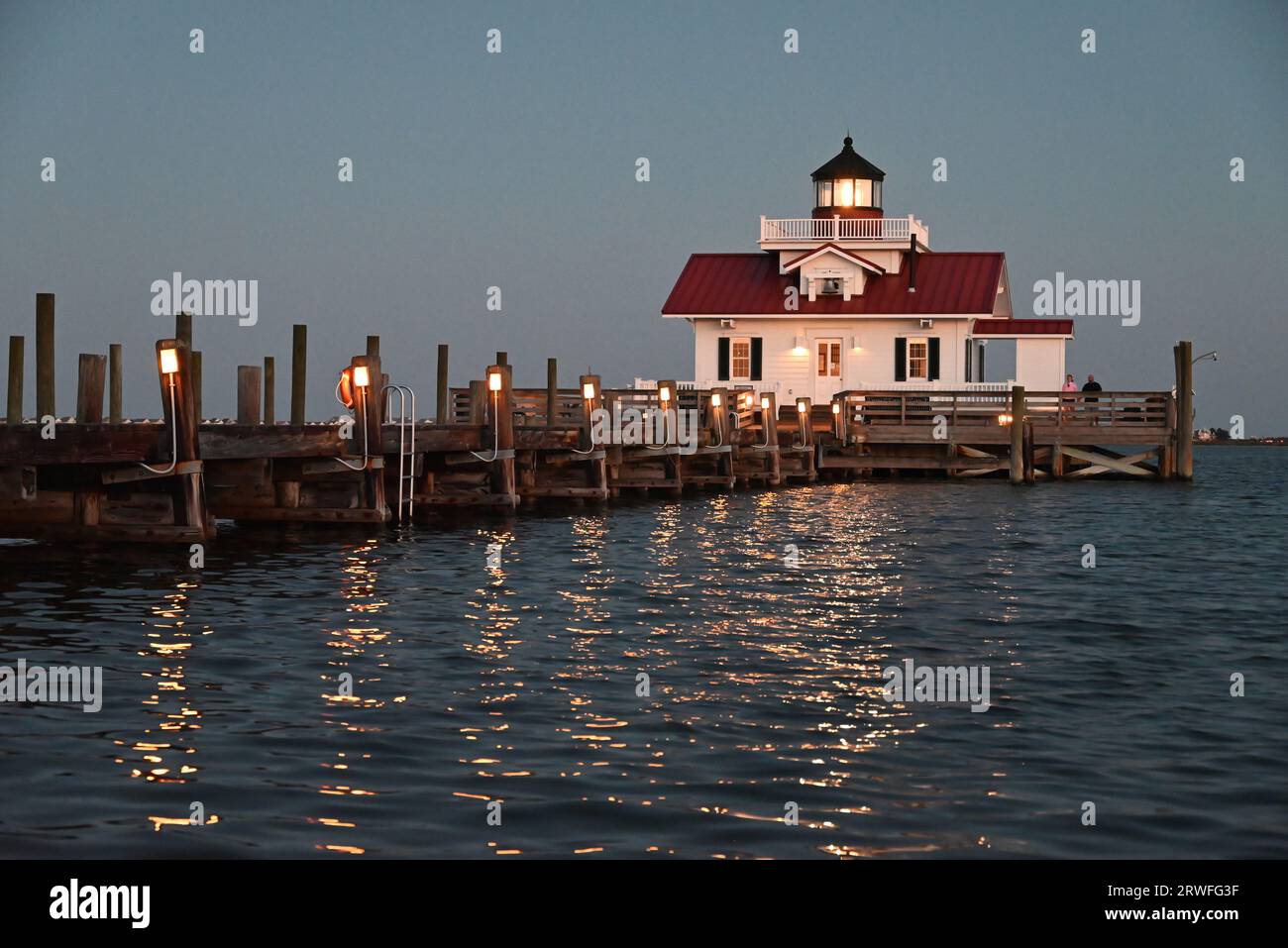 The Roanoke Marshes Lighthouse in Shallowbag Bay at the town of Manteo ...