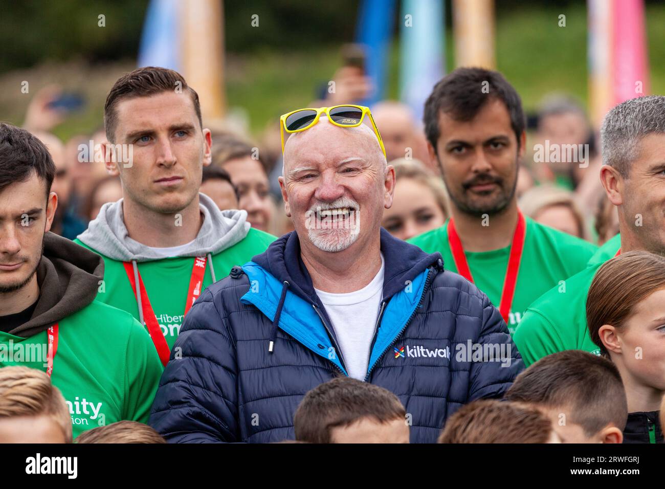 Sir Tom Hunter at the start of the Kiltwalk Edinburgh Stock Photo - Alamy