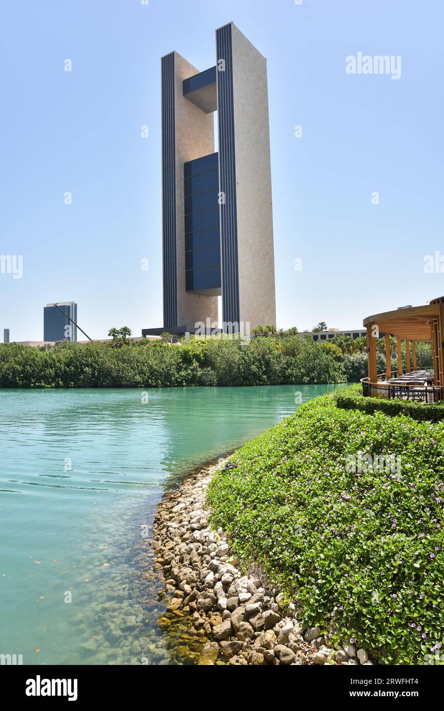 Modern Skyscraper Hotel in Manama, Bahrain Stock Photo - Alamy