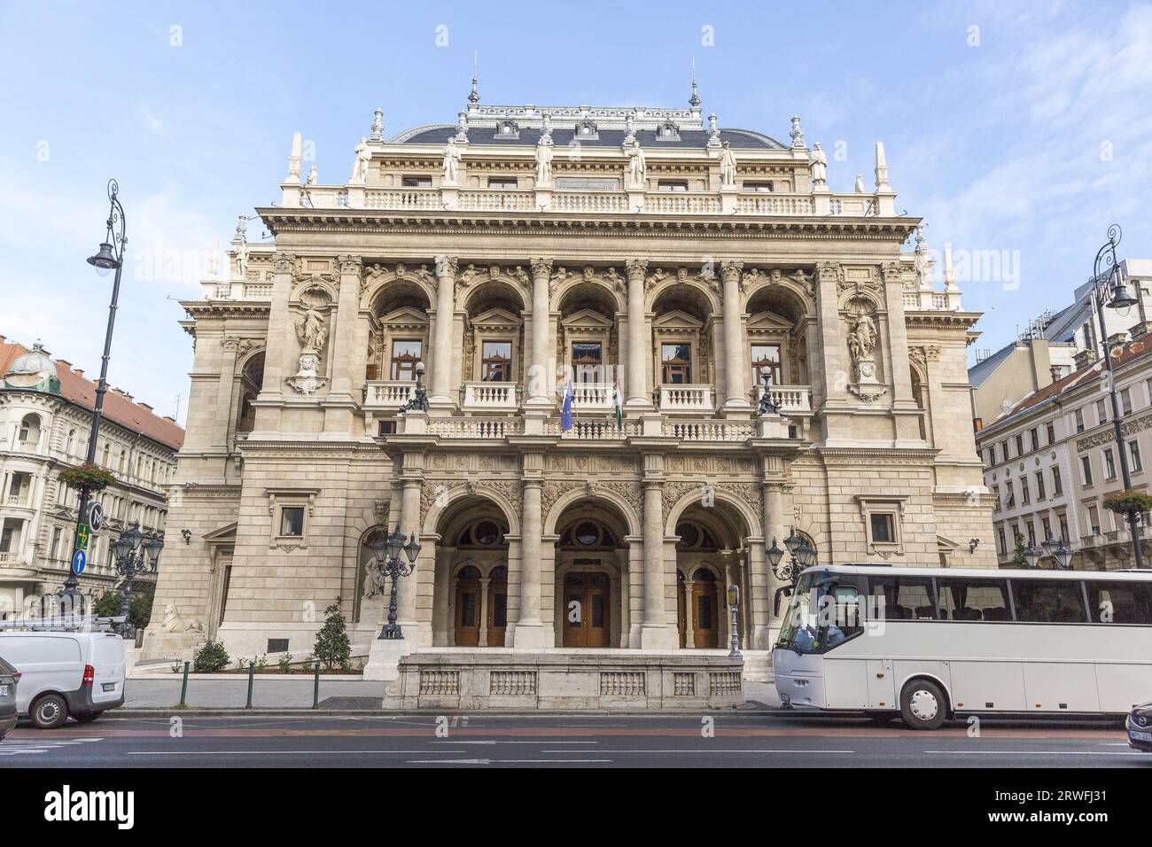 Hungarian royal state opera hi-res stock photography and images - Alamy