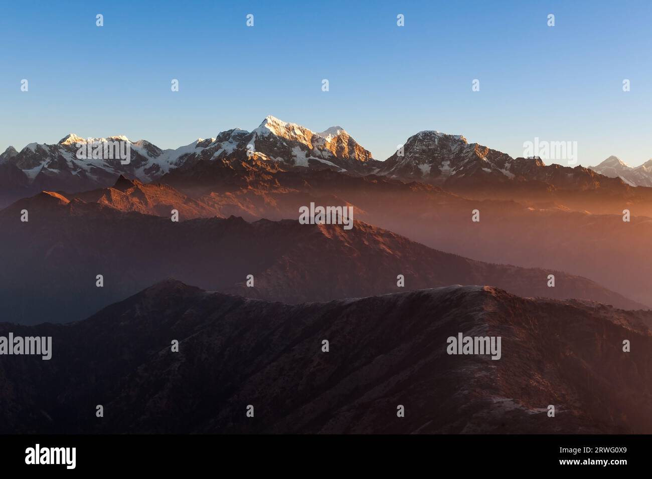 Himalayan range view from Pikey peak, Himalayas, Nepal Stock Photo - Alamy