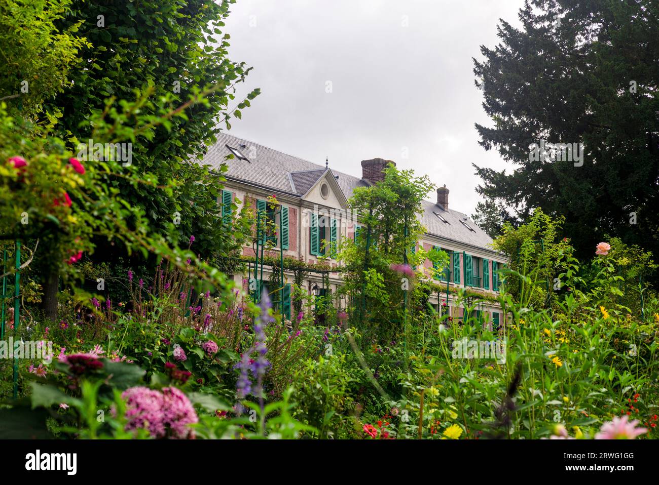 The Claude Monet House in Giverny/France Stock Photo - Alamy