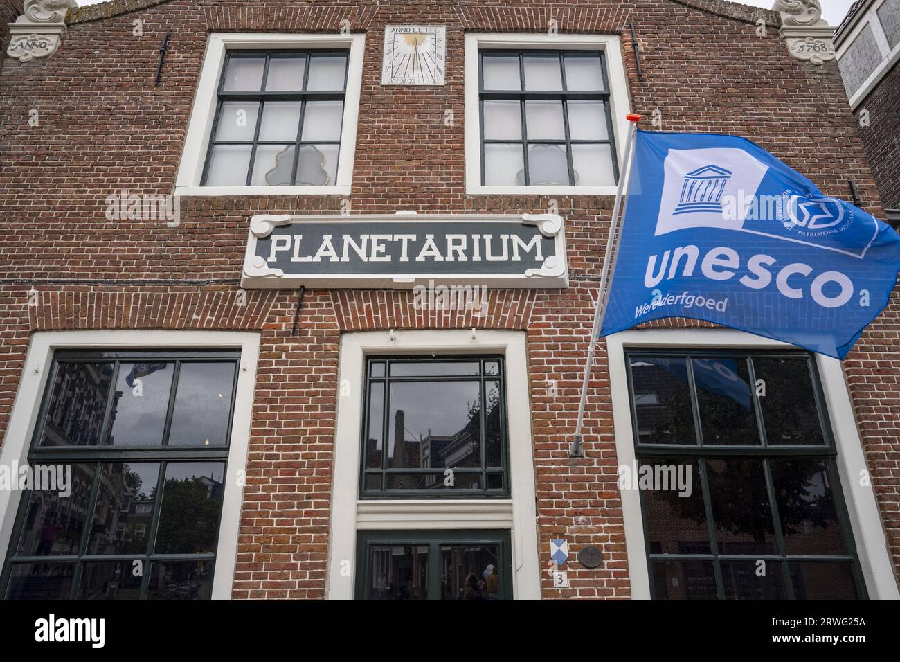 Building a model of the solar system hi-res stock photography and ...