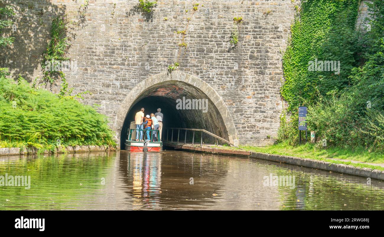 421 metres long tunnel hi-res stock photography and images - Alamy