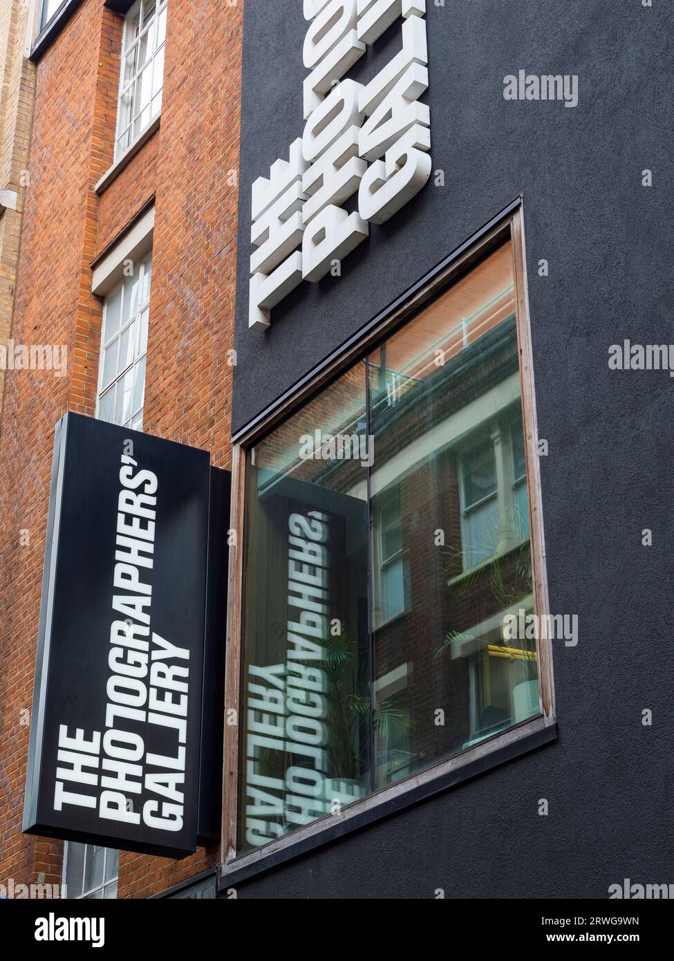Soho gallery hi-res stock photography and images - Alamy