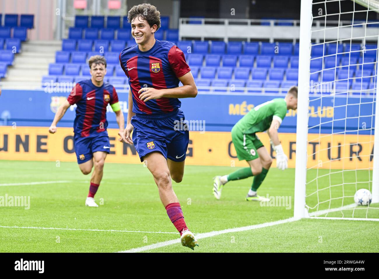 Barcelona, Spain. 19th Sep, 2023. Barcelona's Alexis Olmedo celebrates ...