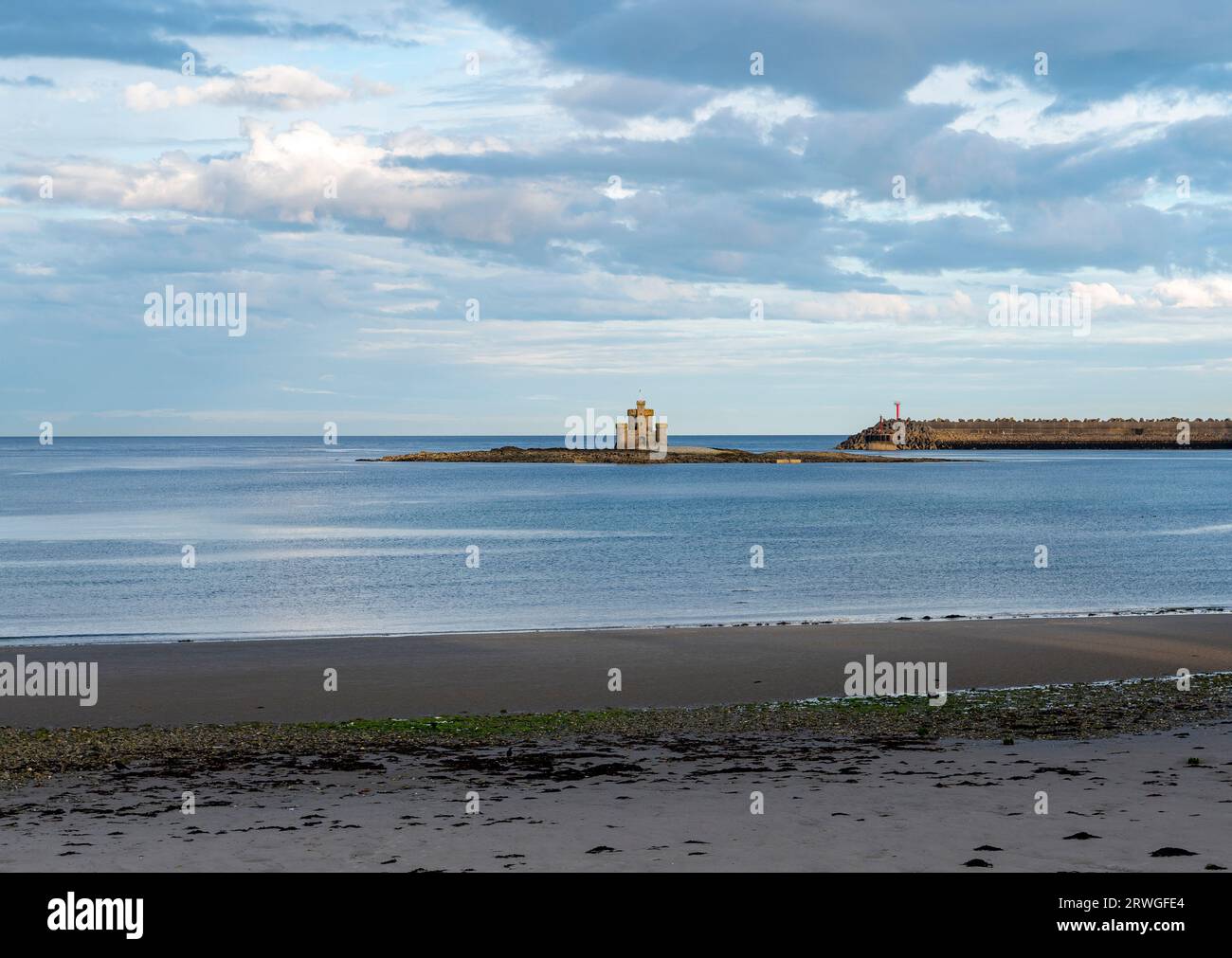 St marys by the sea port douglas hi-res stock photography and images ...