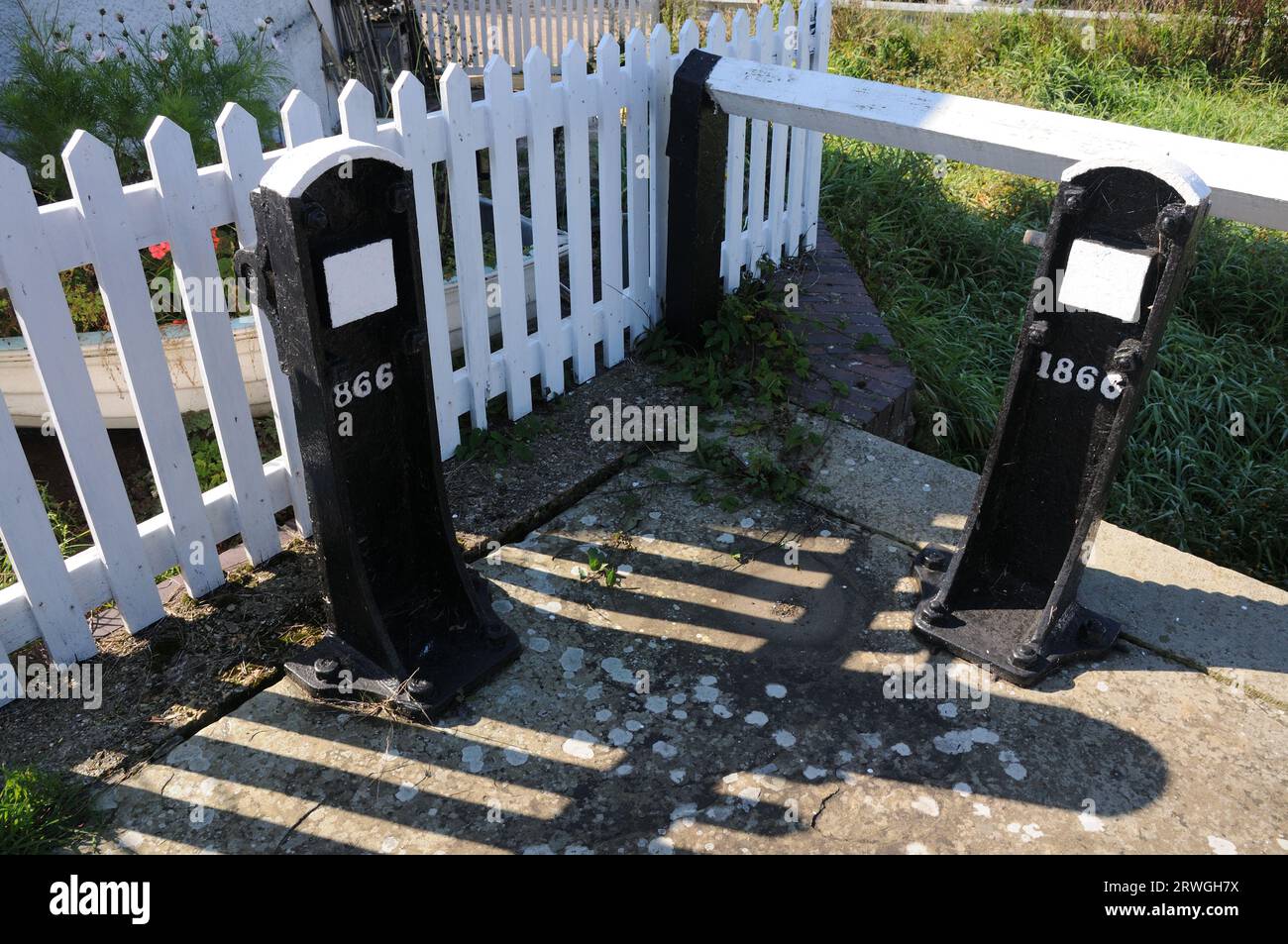 Three Locks on the Grand Union Canal, Soulbury, Buckinghamshire Stock ...
