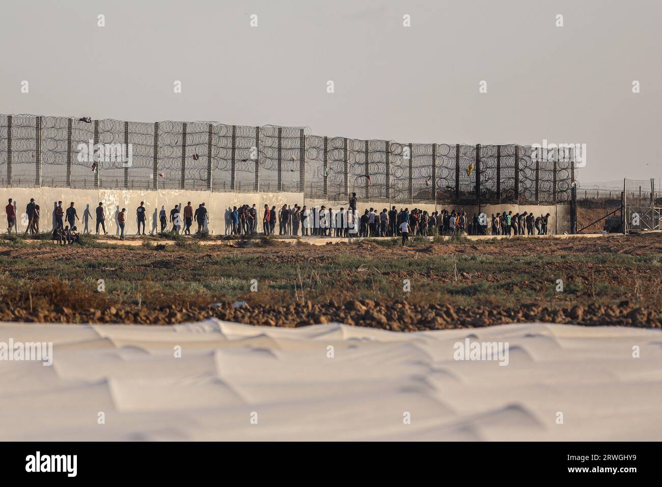 Gaza wall 2023 hi-res stock photography and images - Alamy