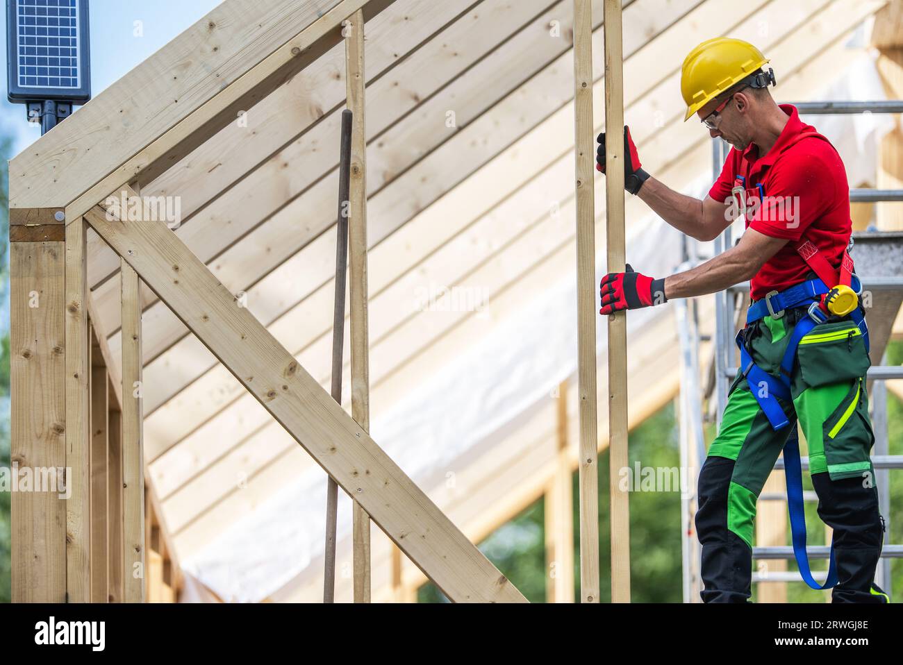 Skeleton frame construction hi-res stock photography and images - Alamy