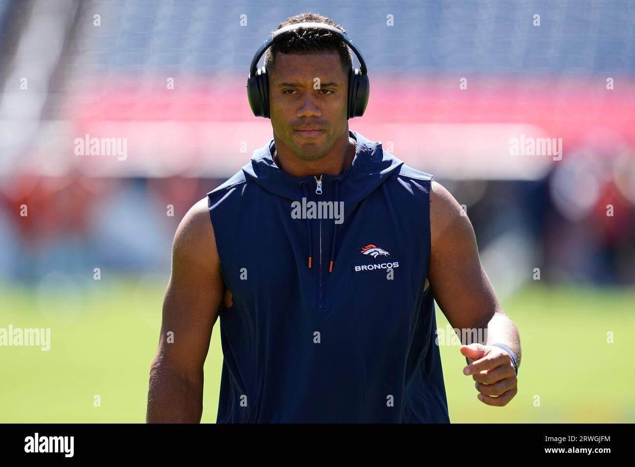 Denver Broncos quarterback Russell Wilson warms up against the ...