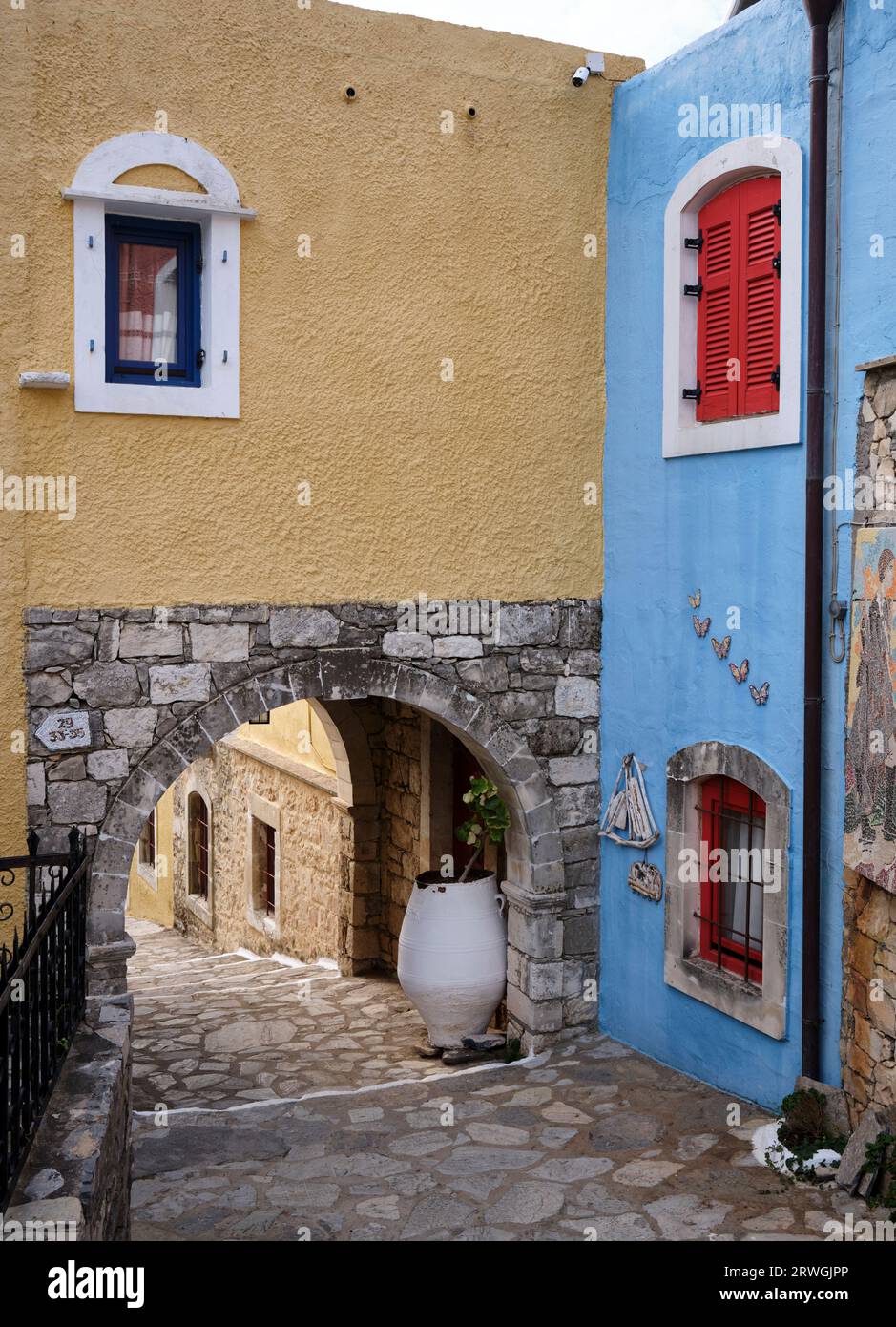 Traditional cretan architecture hi-res stock photography and images - Alamy