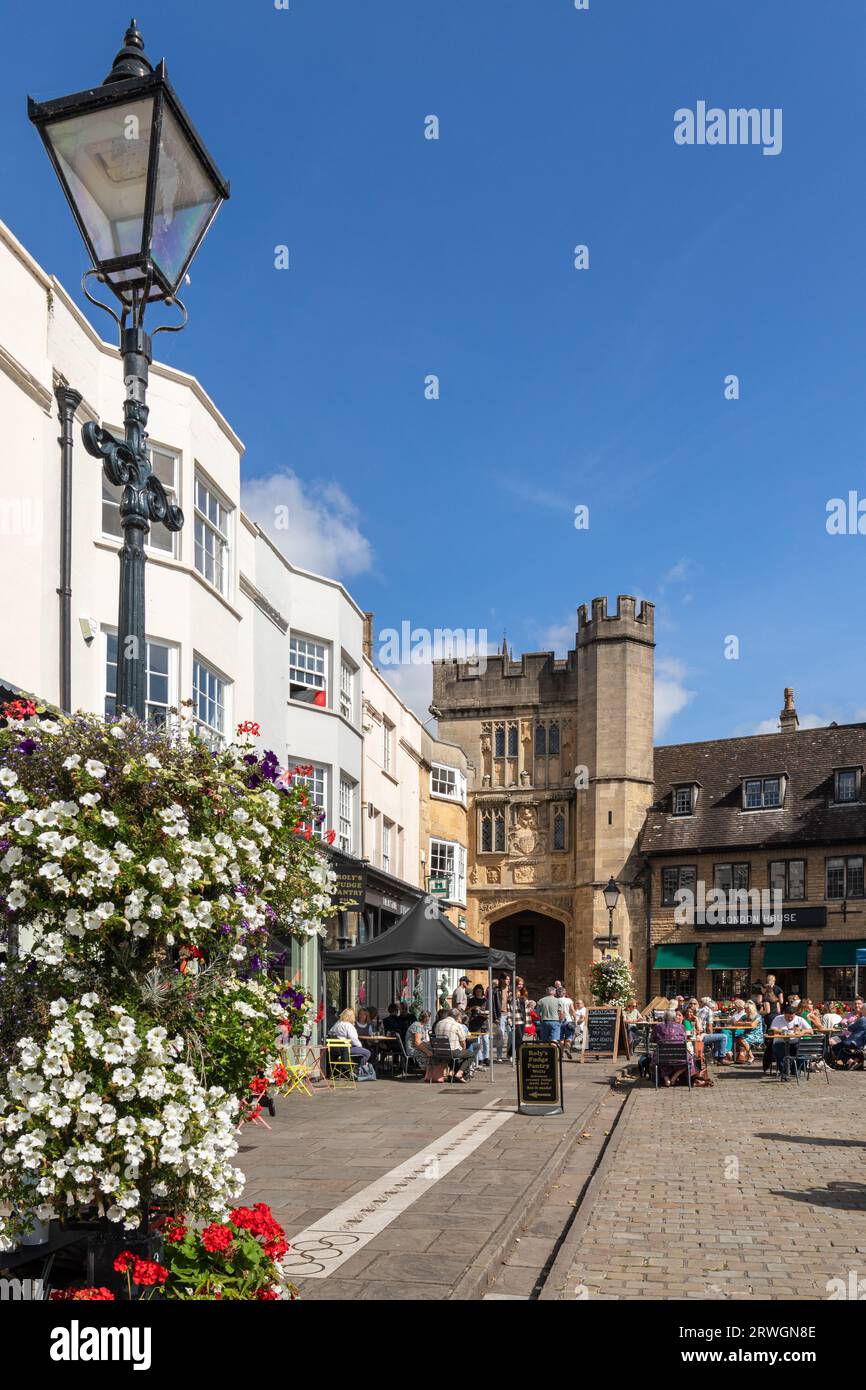 Picturesque Wells Market Place with its pretty flower displays and ...