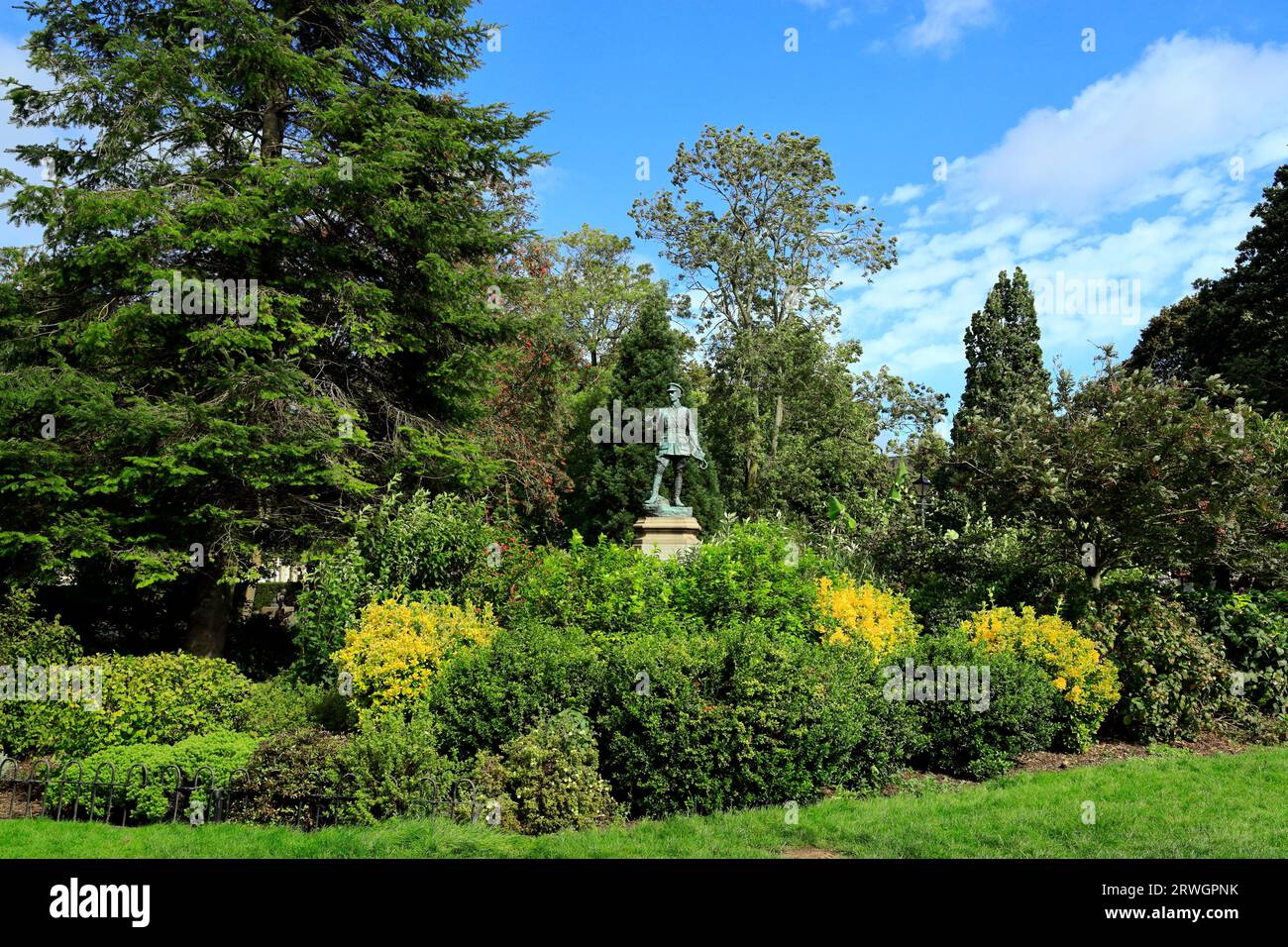 Statue of Lord Ninian Crichton Stuart by William Goscombe John 1919 ...