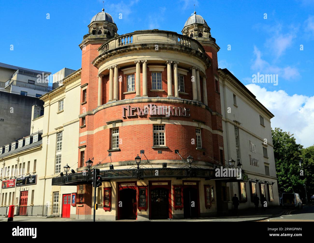 Architectural design design theatre hi-res stock photography and images ...