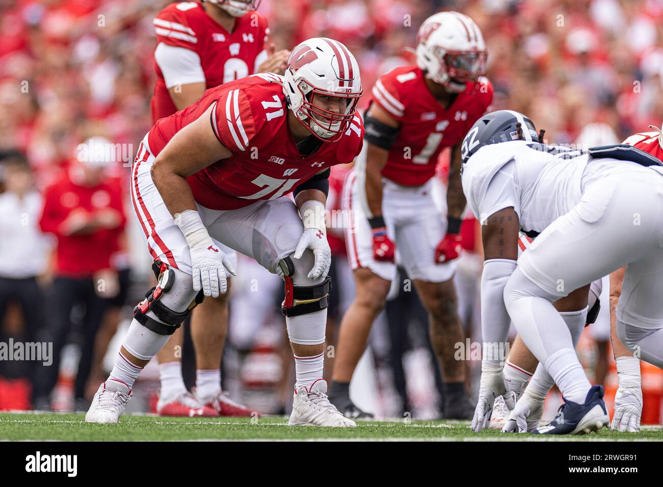 MADISON, WI - SEPTEMBER 16: Wisconsin Badgers offensive lineman Riley ...