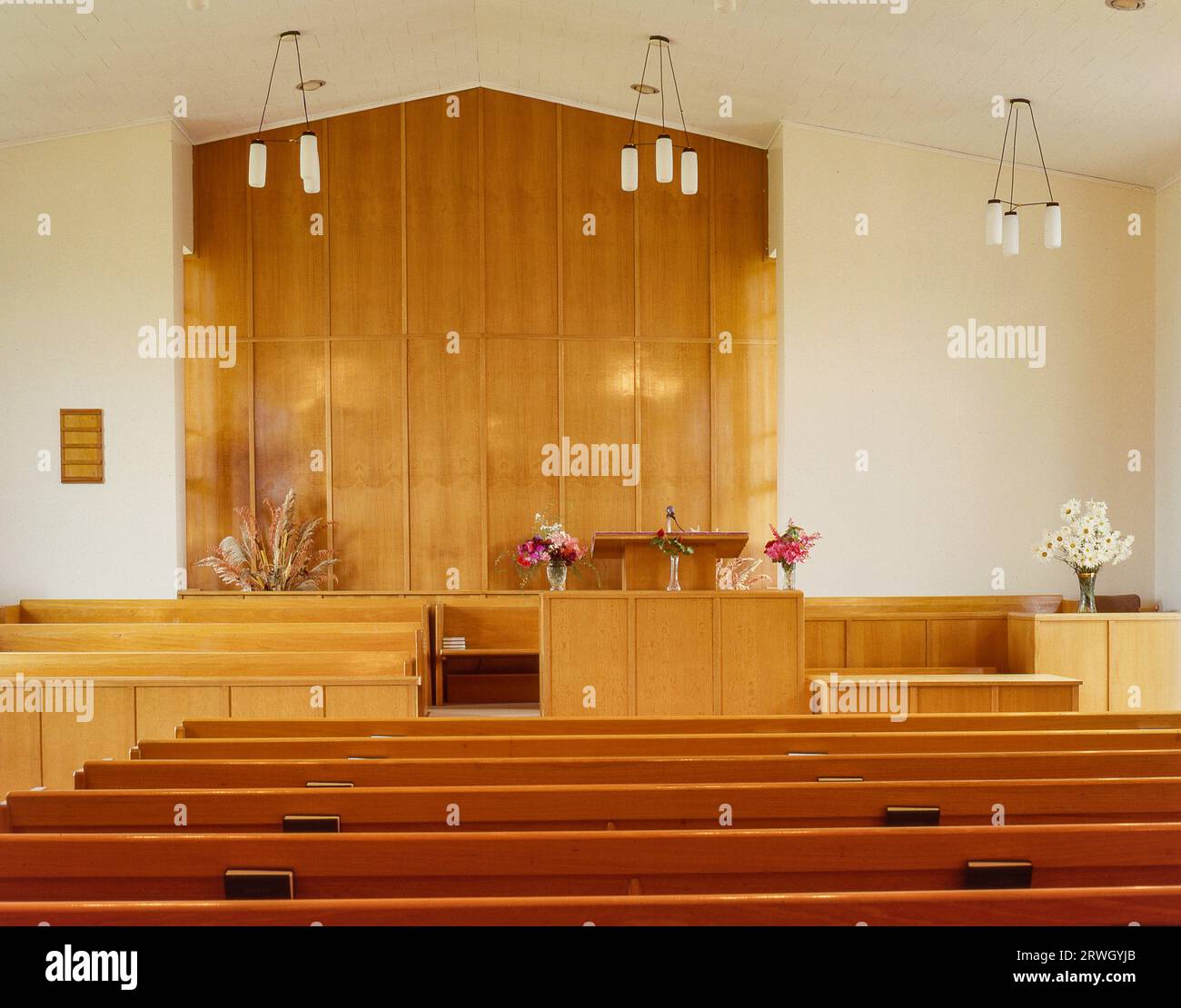 Interior of a modern church Stock Photo - Alamy