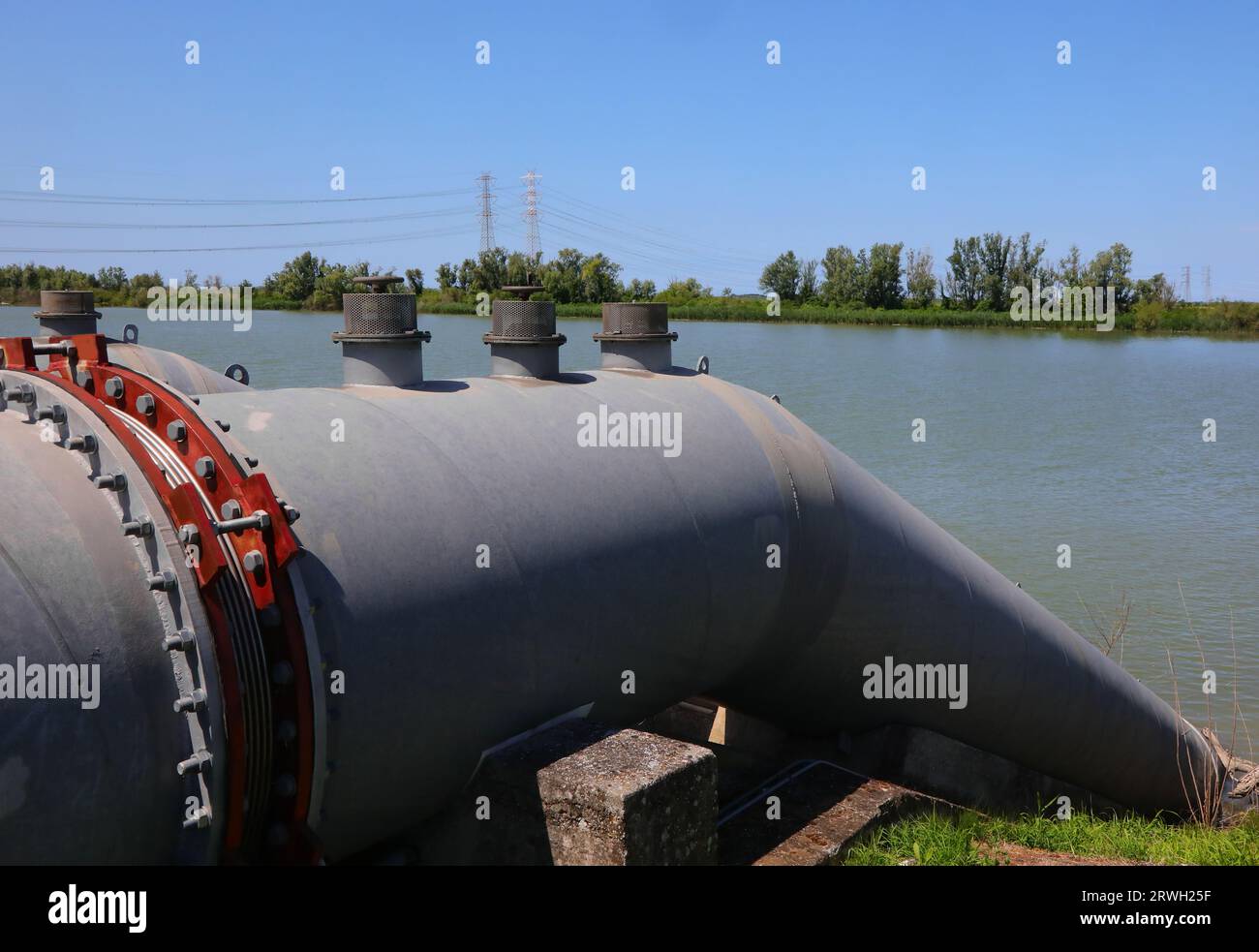 Reclaimed water pipes hi-res stock photography and images - Alamy