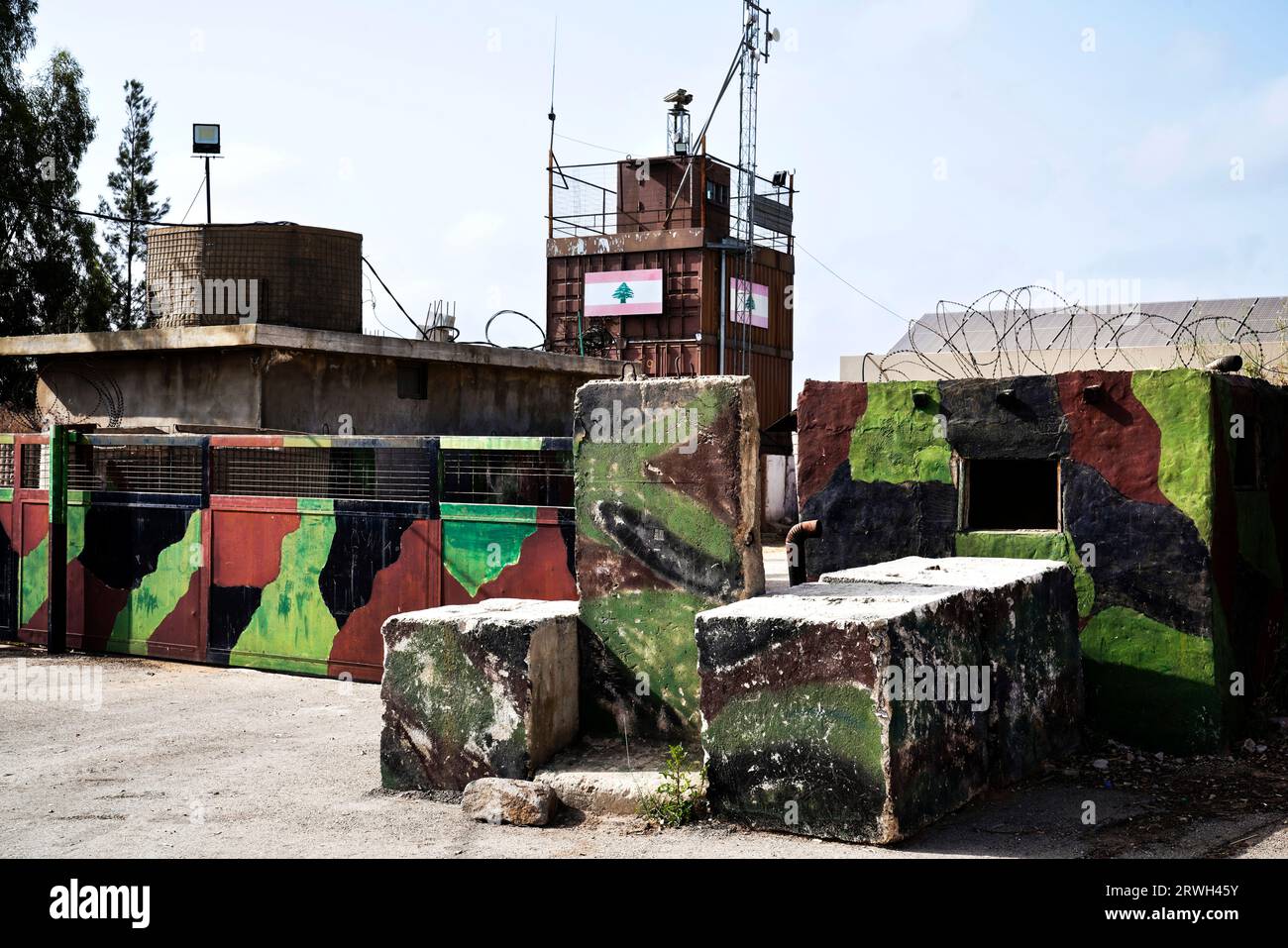 Lebanese army border post on the northern lebanese border with Syria ...