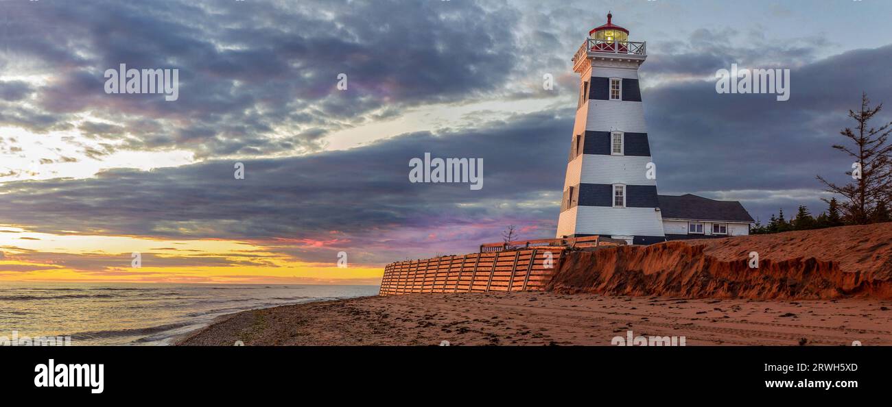 White point beach canada hi-res stock photography and images - Alamy