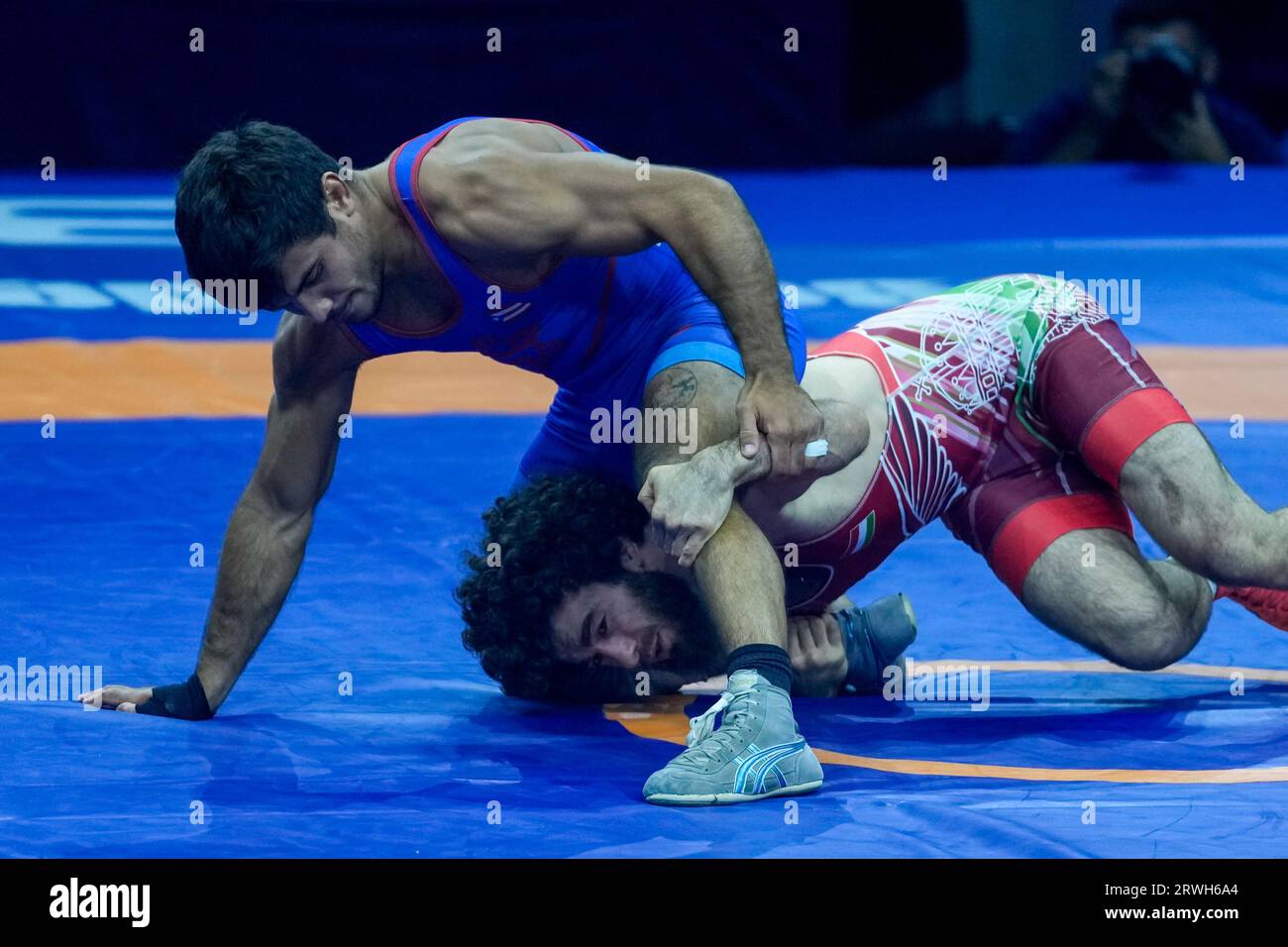 Ismail Musukaev of Hungary, right, and Puerto Rican Sebastian C Rivera ...