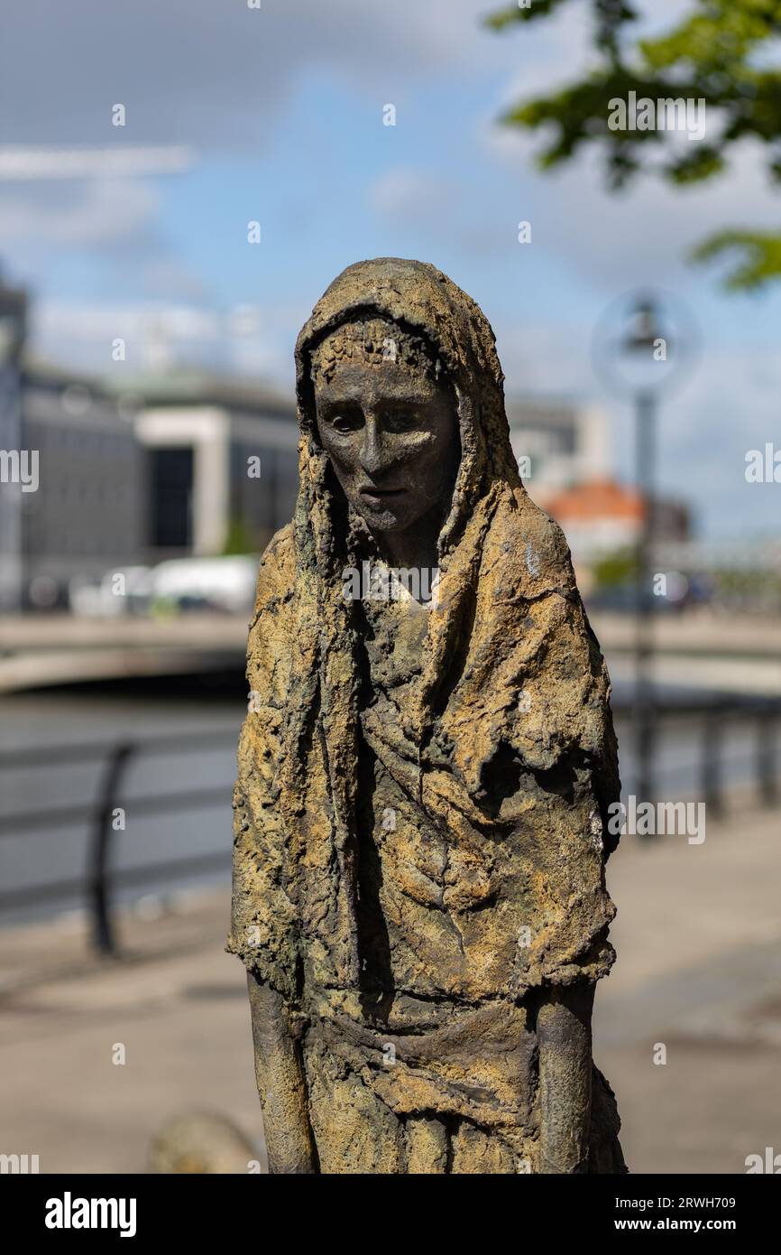 Memorial to the Great Famine Victims in Dublin, Ireland’s Great Famine ...