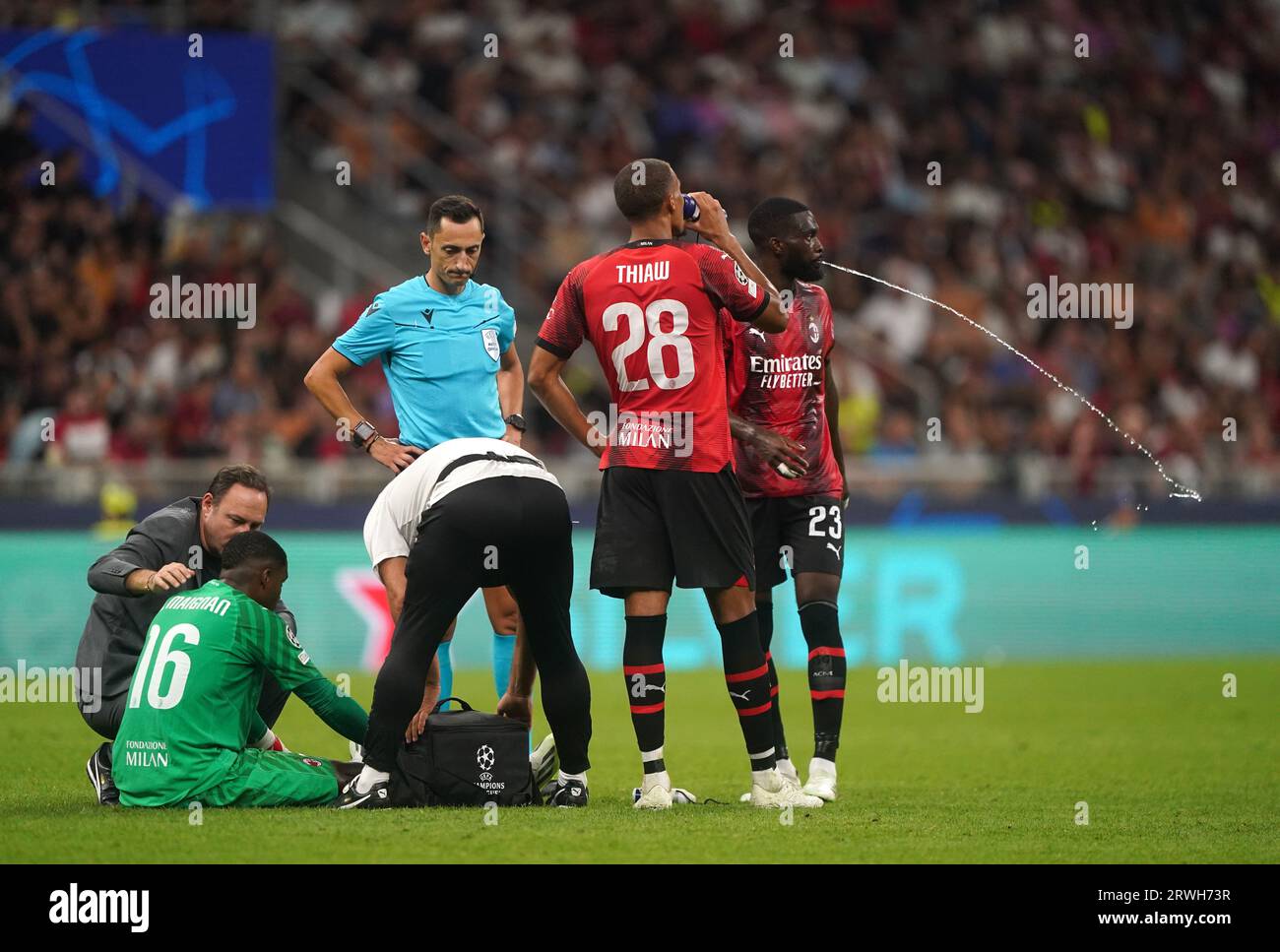 Goalkeeper mike maignan hi-res stock photography and images - Alamy