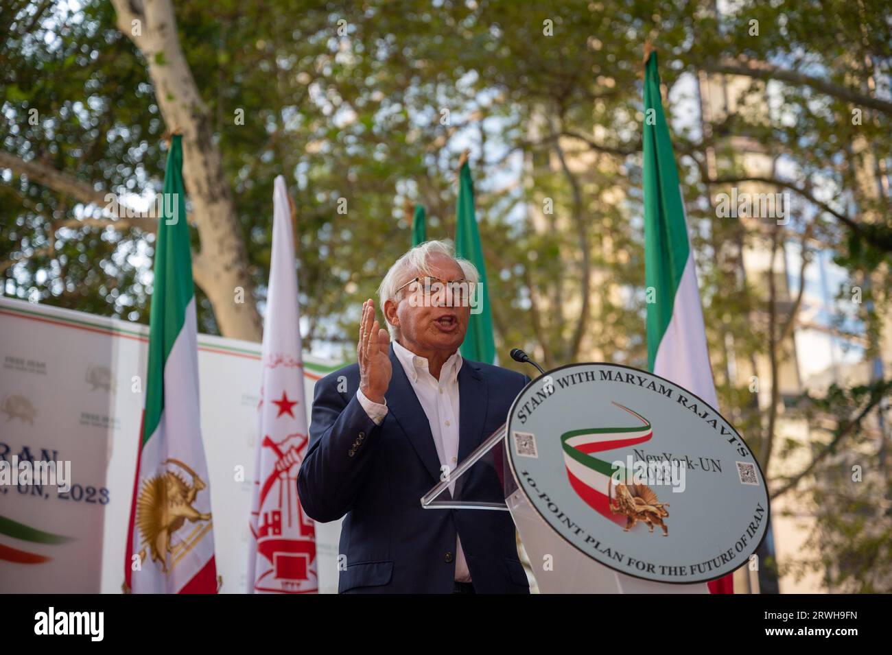 Former senator robert torricelli hi-res stock photography and images ...