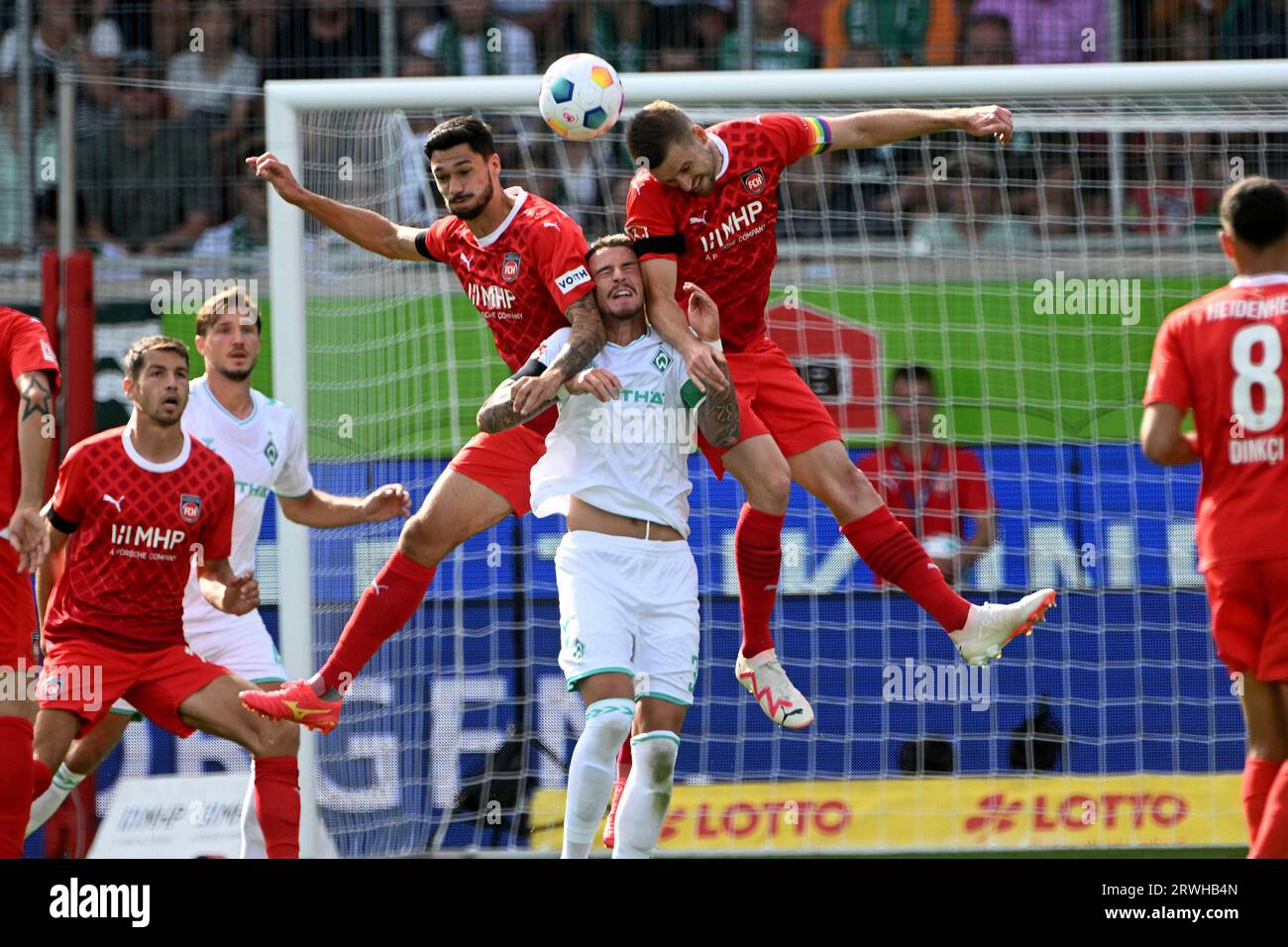 10 und patrick mainka 1 fc heidenheim hi-res stock photography and ...