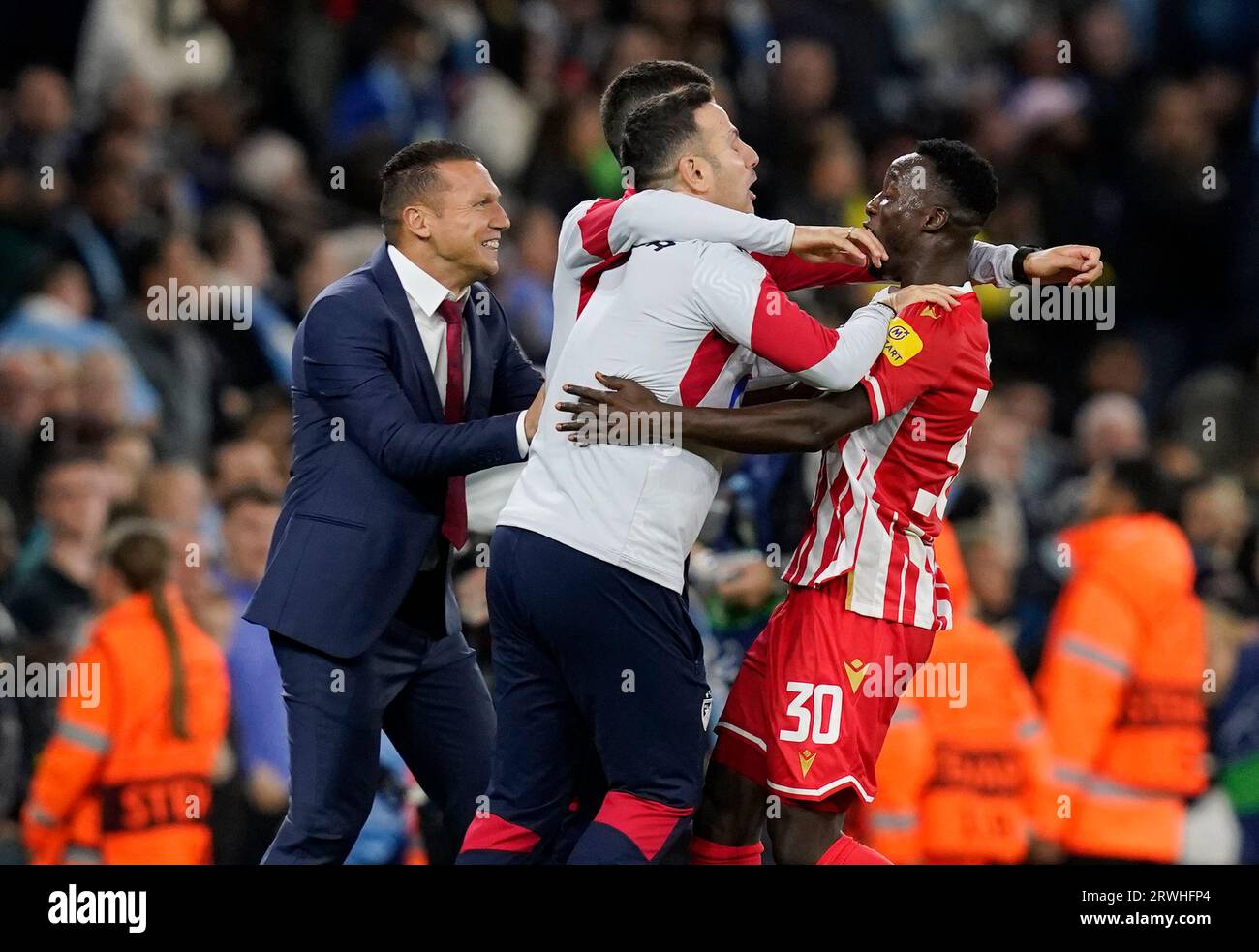 MANCHESTER, UK. 19th Sep, 2023. Osman Bukari of Red Star Belgrade (r ...