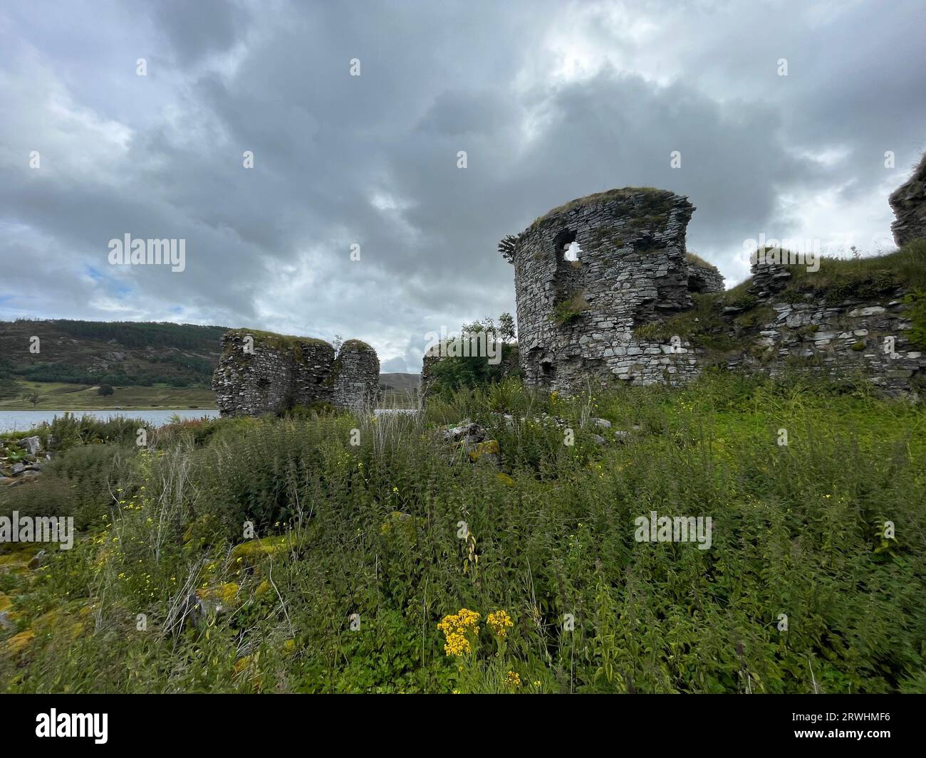 Lochindorb castle hi-res stock photography and images - Alamy