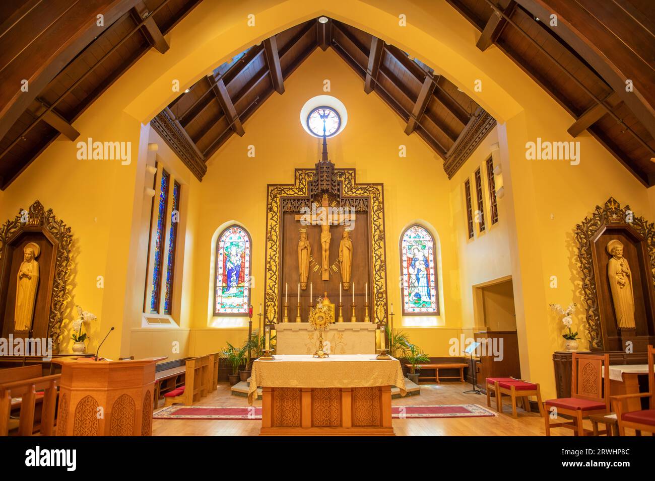St. Julia Catholic Church altar at 374 Boston Post Road in historic ...