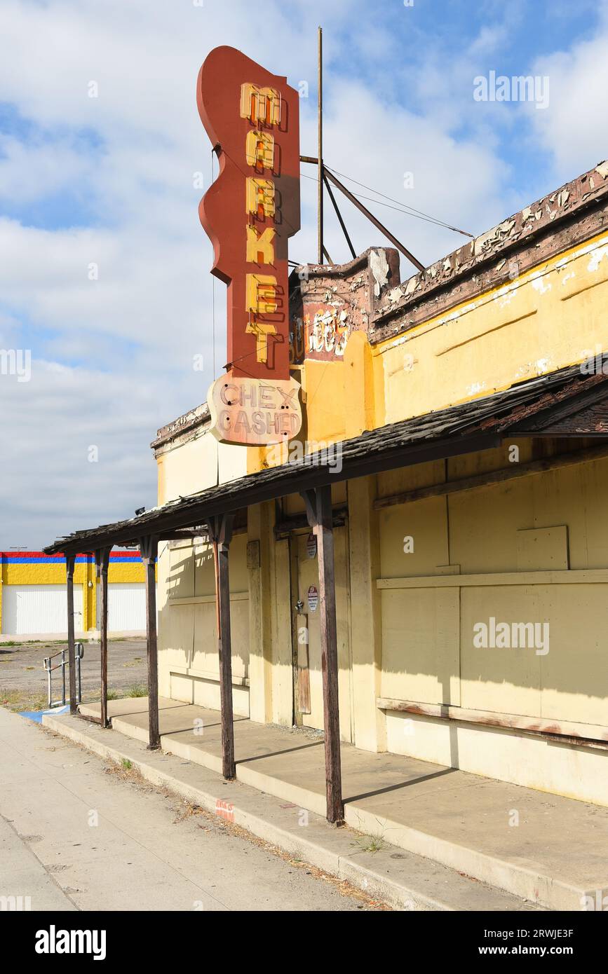 STANTON, CALIFORNIA - 17 SEPT 2023: Baumans Fabulous Market, built in ...