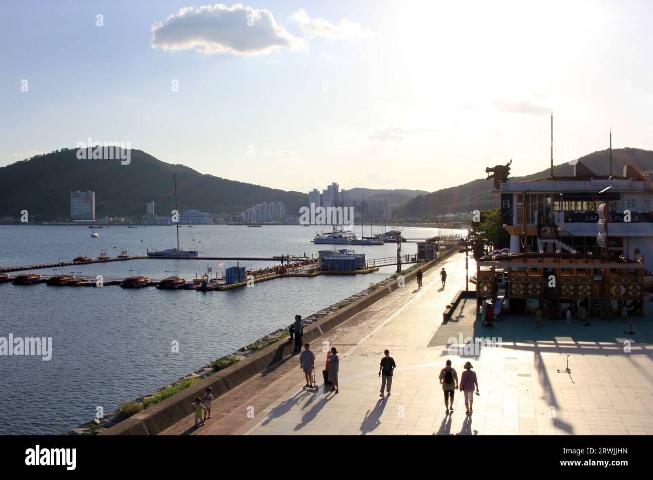 South korean fishing port hi-res stock photography and images - Alamy