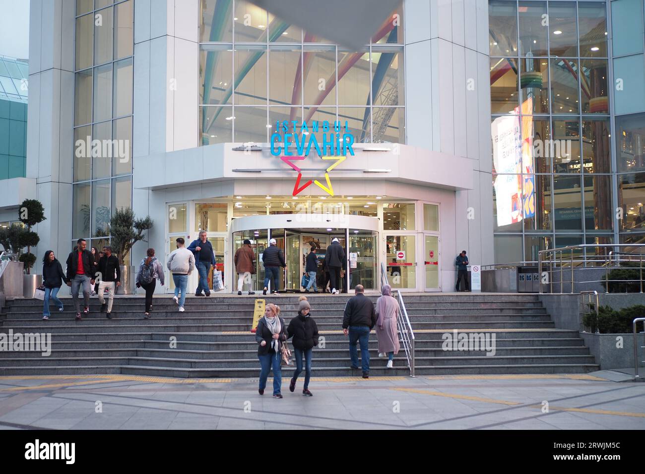 Istanbul cevahir shopping mall hi-res stock photography and images - Alamy