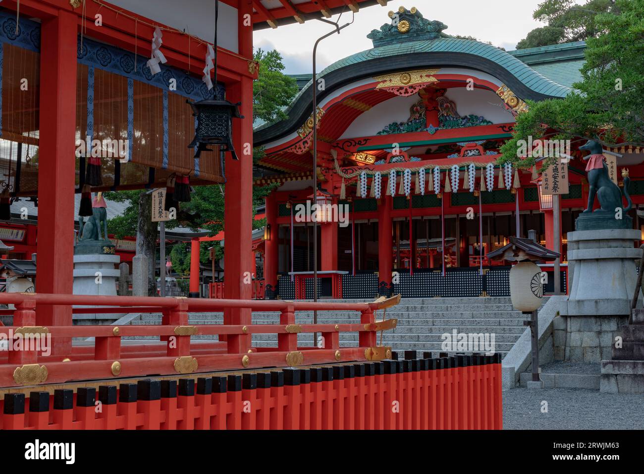 Fushimi Inari-taisha Main Shrine Stock Photo - Alamy