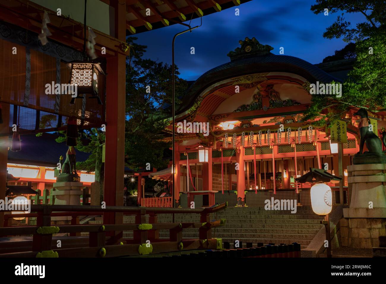 Fushimi Inari-taisha Main Shrine Stock Photo - Alamy