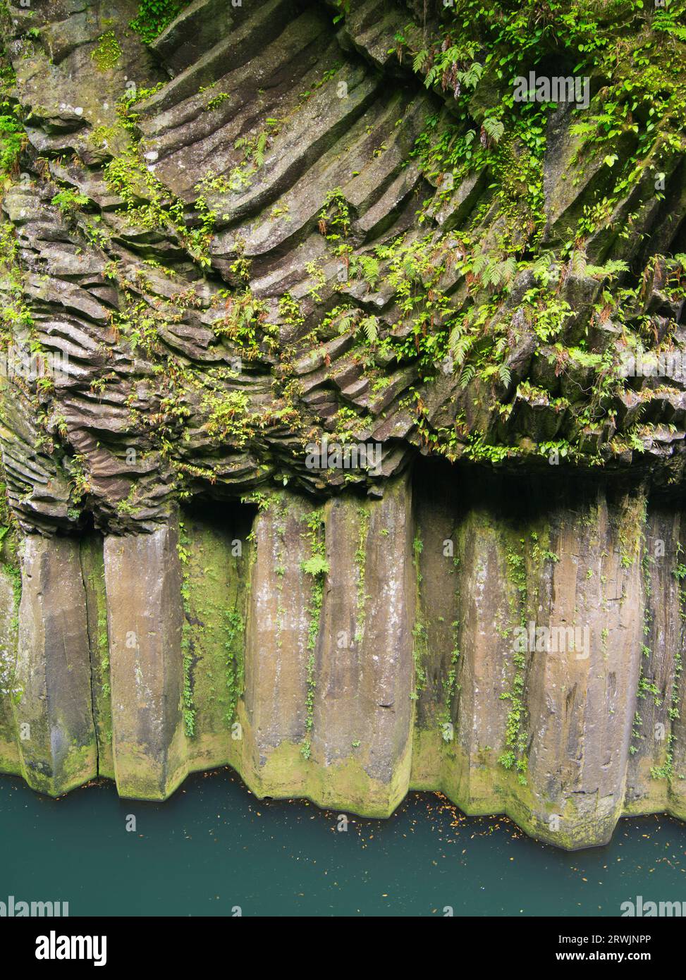 Takachiho Gorge, columnar joints Stock Photo - Alamy