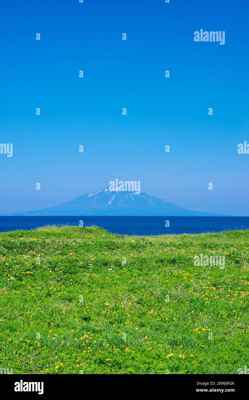 Ezo sea hi-res stock photography and images - Alamy